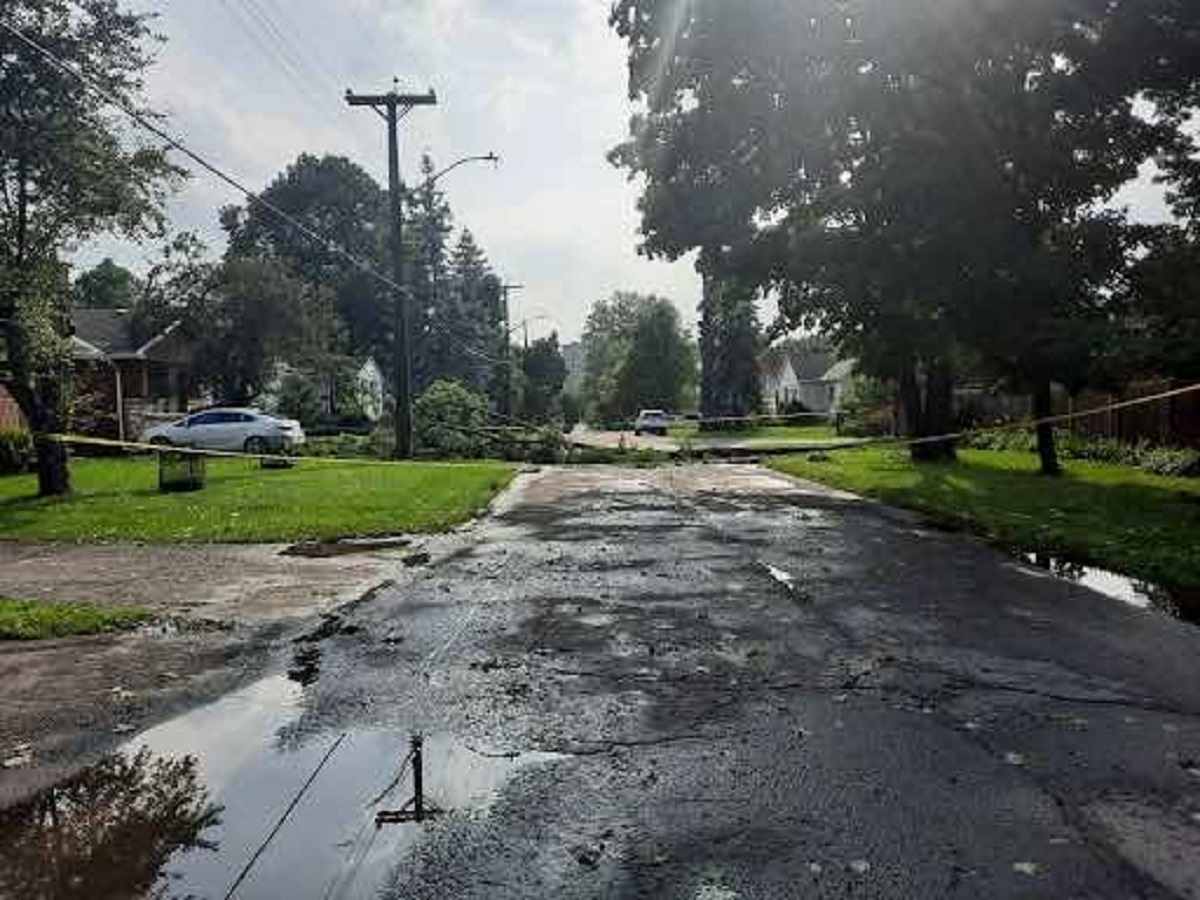 Power restoration efforts continue after storm comes through Ottawa