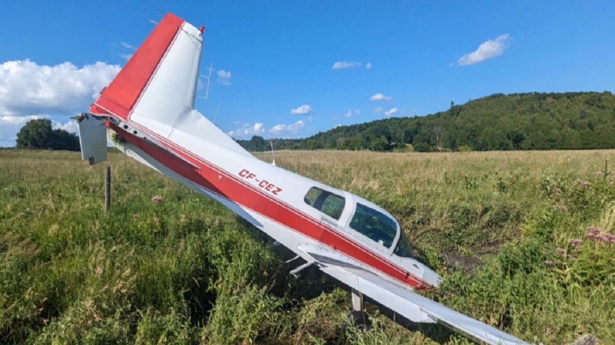 One person suffers minor injuries in small plane crash in La Pêche
