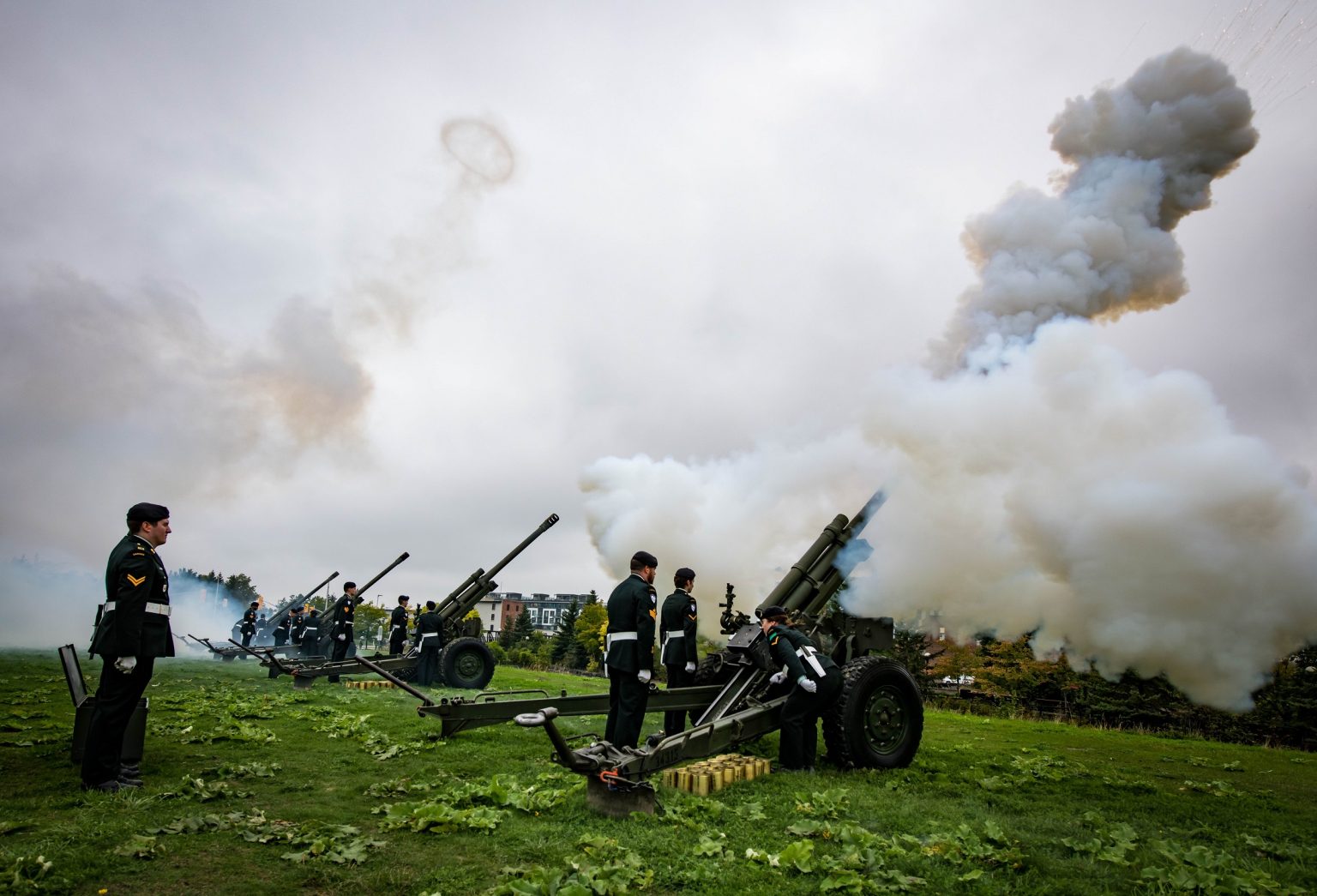 Local army regiment to fire blank artillery rounds on Remembrance Day