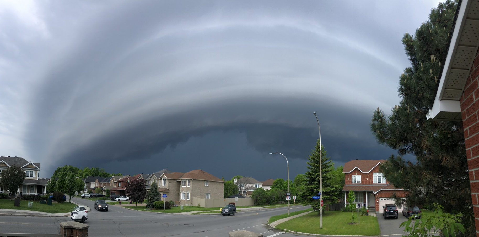 Severe thunderstorm warnings dropped but not before clouds darkened ...
