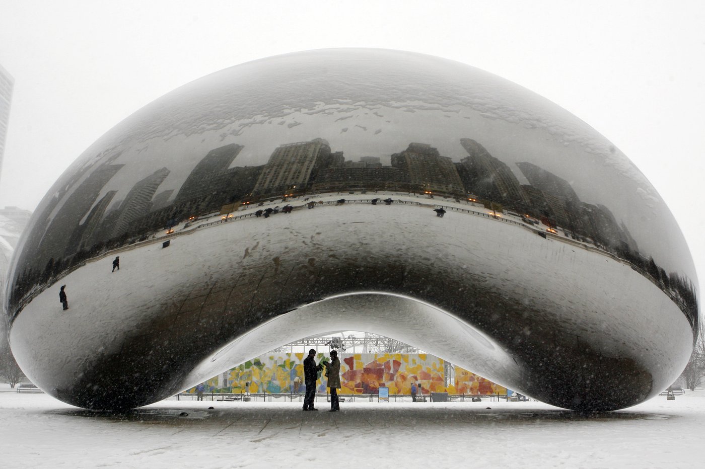 Chicago's iconic 'Bean' sculpture reopens to tourists after nearly a ...