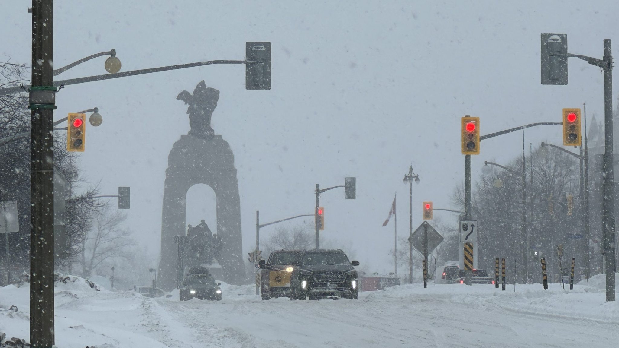 Ottawa weather: February snowstorm in photos