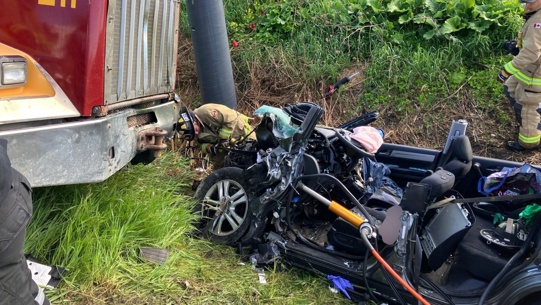 Dump truck and SUV collide in 'serious' crash