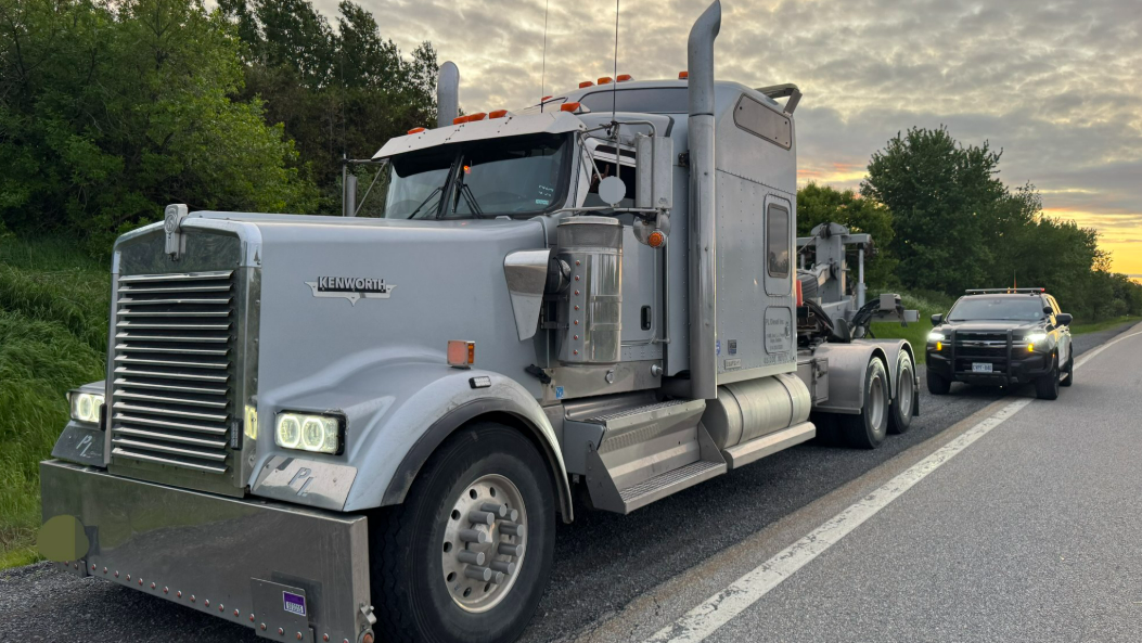 Tow driver charged for operation without proper license