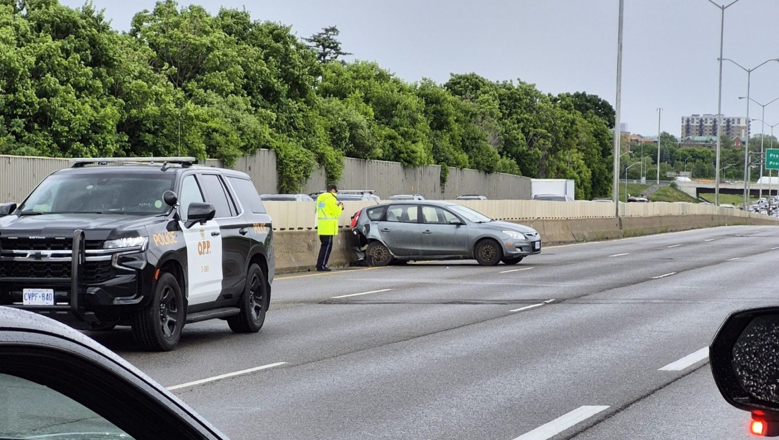 Two-vehicle crash shut down Hwy. 417 eastbound into downtown