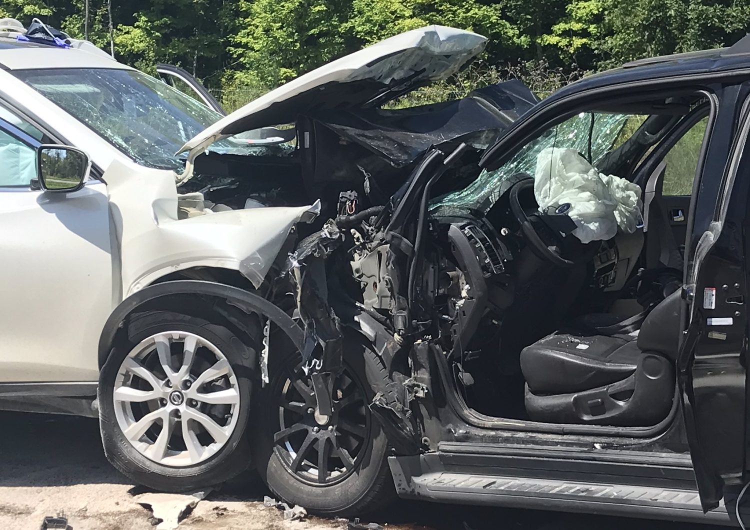 UPDATE: Three in critical condition following Terry Fox Drive crash