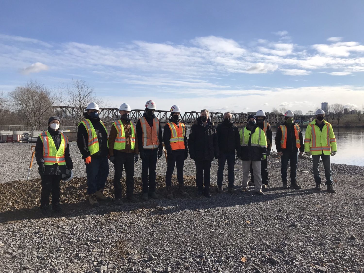 Chief William Commanda Bridge connecting Ottawa and Gatineau now open ...
