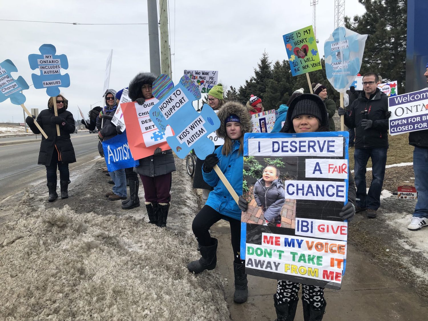 Ottawa parents of kids with autism say they 'feel like a political ...