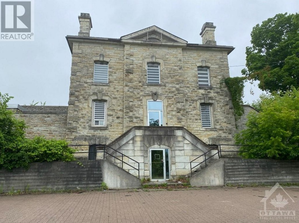 Historic Perth jailhouse on the market for $495K
