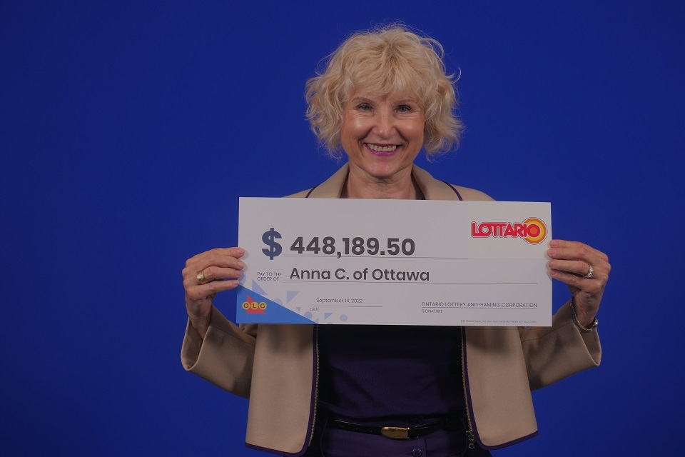 Ottawa woman wins nearly $450K in lottery draw