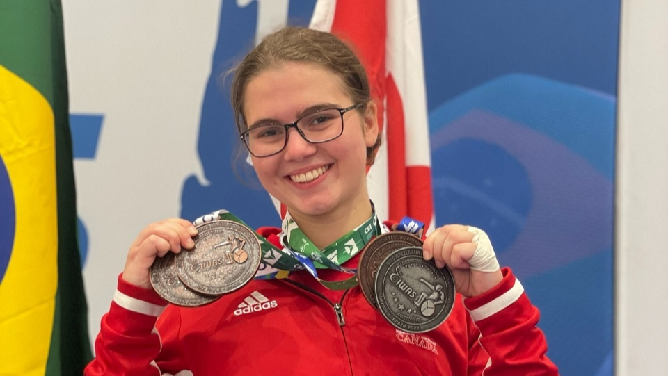 Ottawa athlete dreams of Paralympic glory in wheelchair fencing